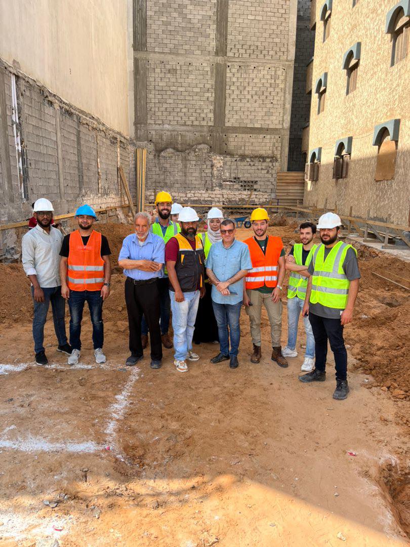 جامعة الرفاق